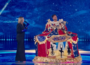 Fernando Fernandes surpreende por participação no The Masked Singer Brasil